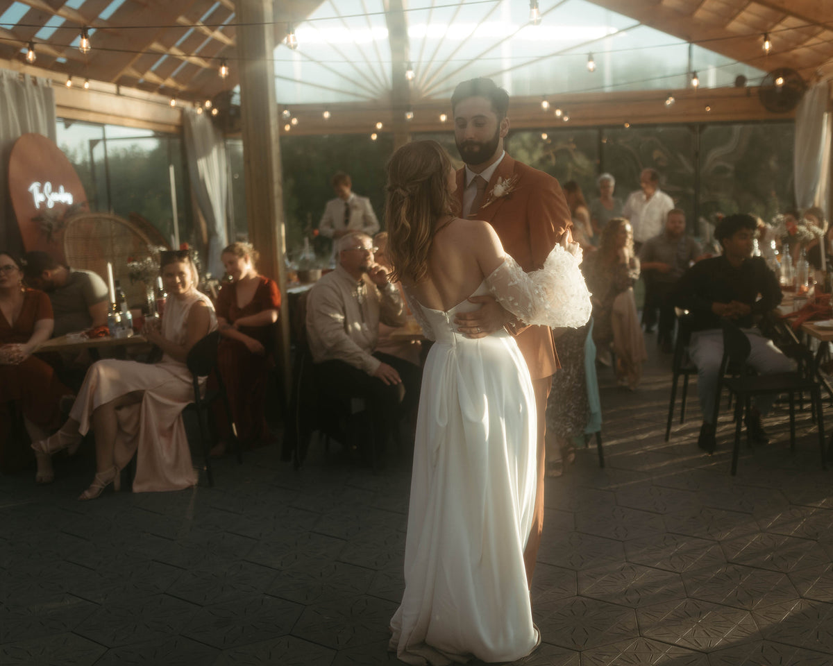 The Best Wedding Songs for 2024 – Lovenote Bride